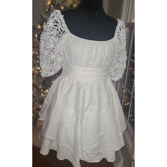 Selfie Leslie | Dresses | Selfie Leslie Angel Biba White Puff See Thru ...
